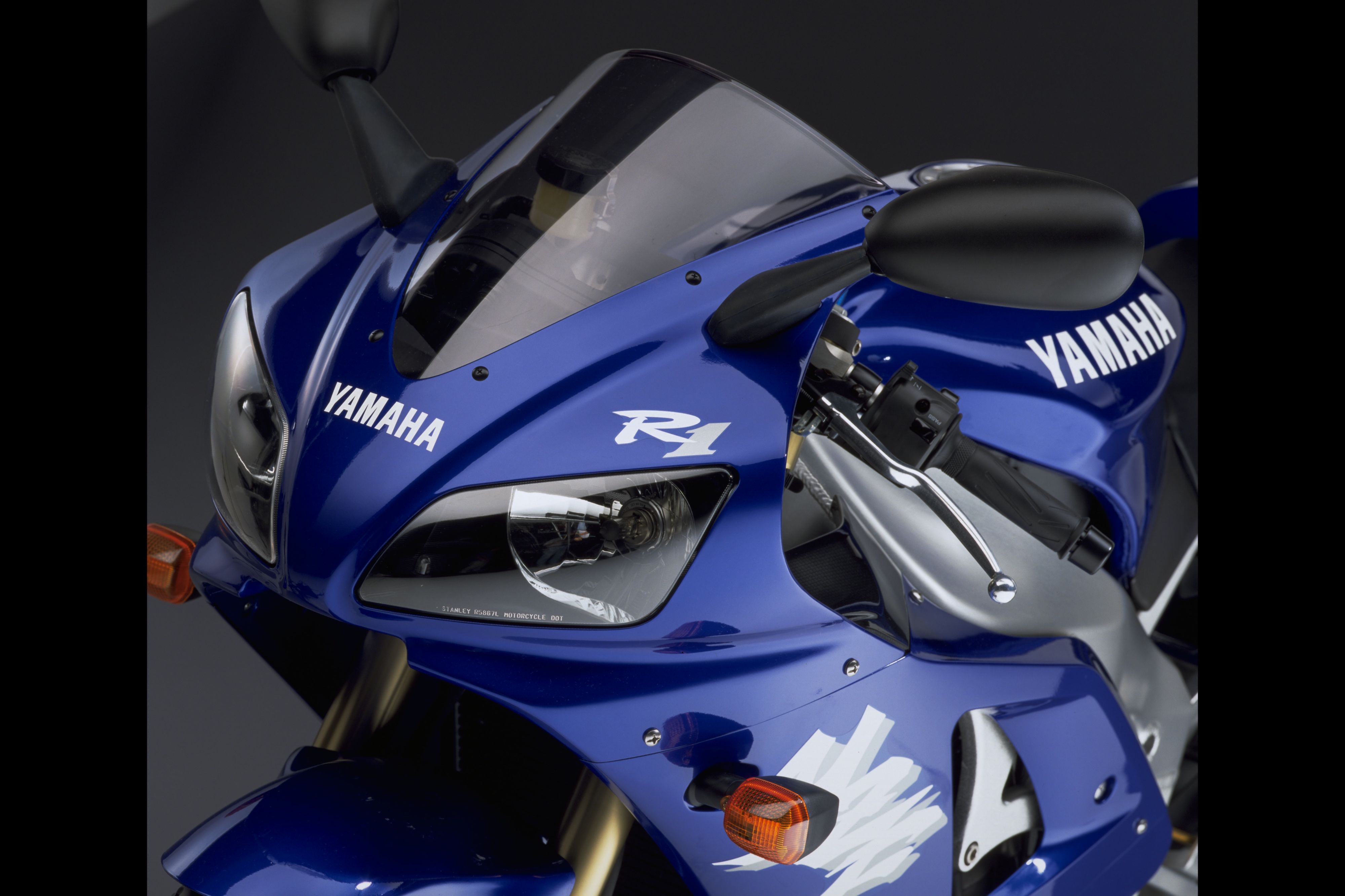 Iconic EU products - 1998 R1 - Yamaha Motor