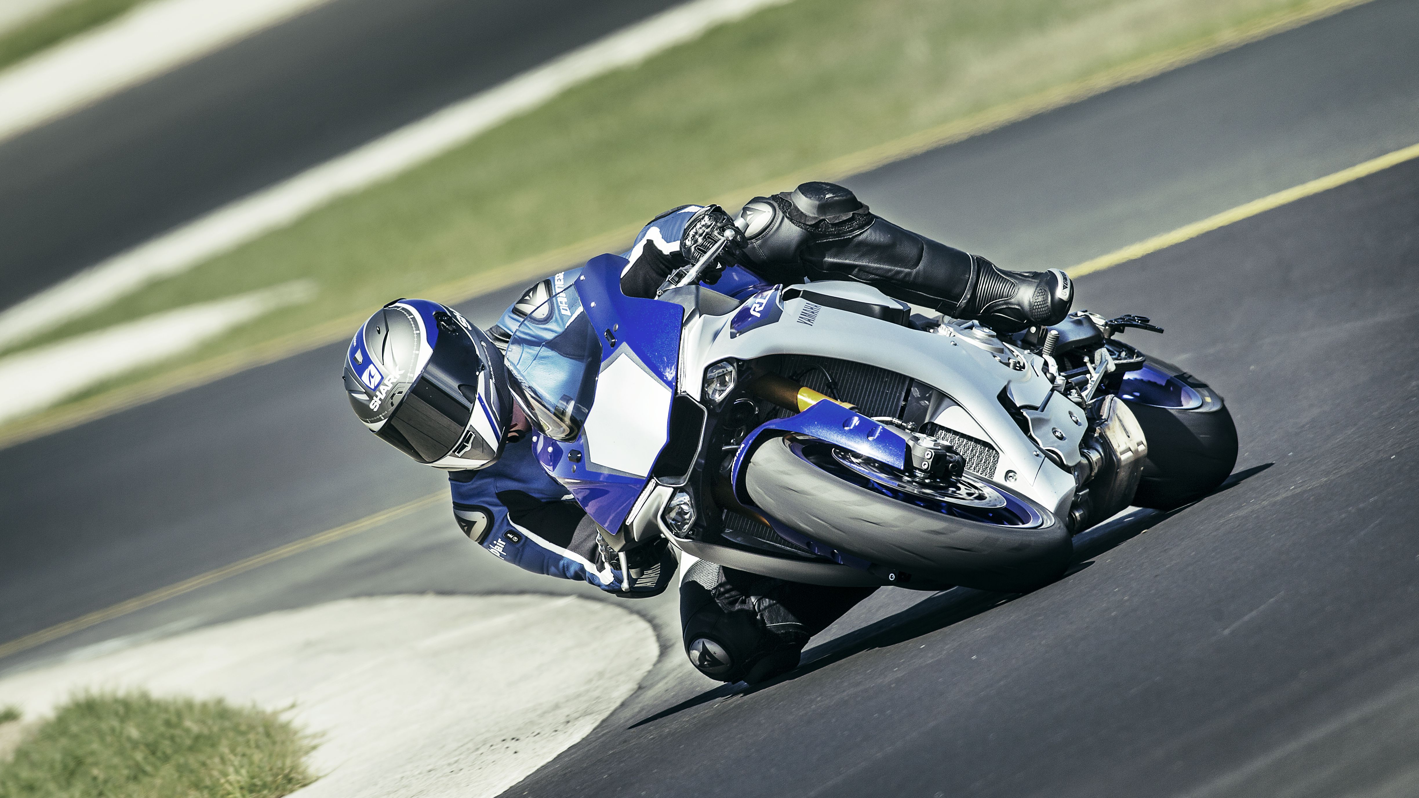 Iconic EU products - 2015 R1 - Yamaha Motor