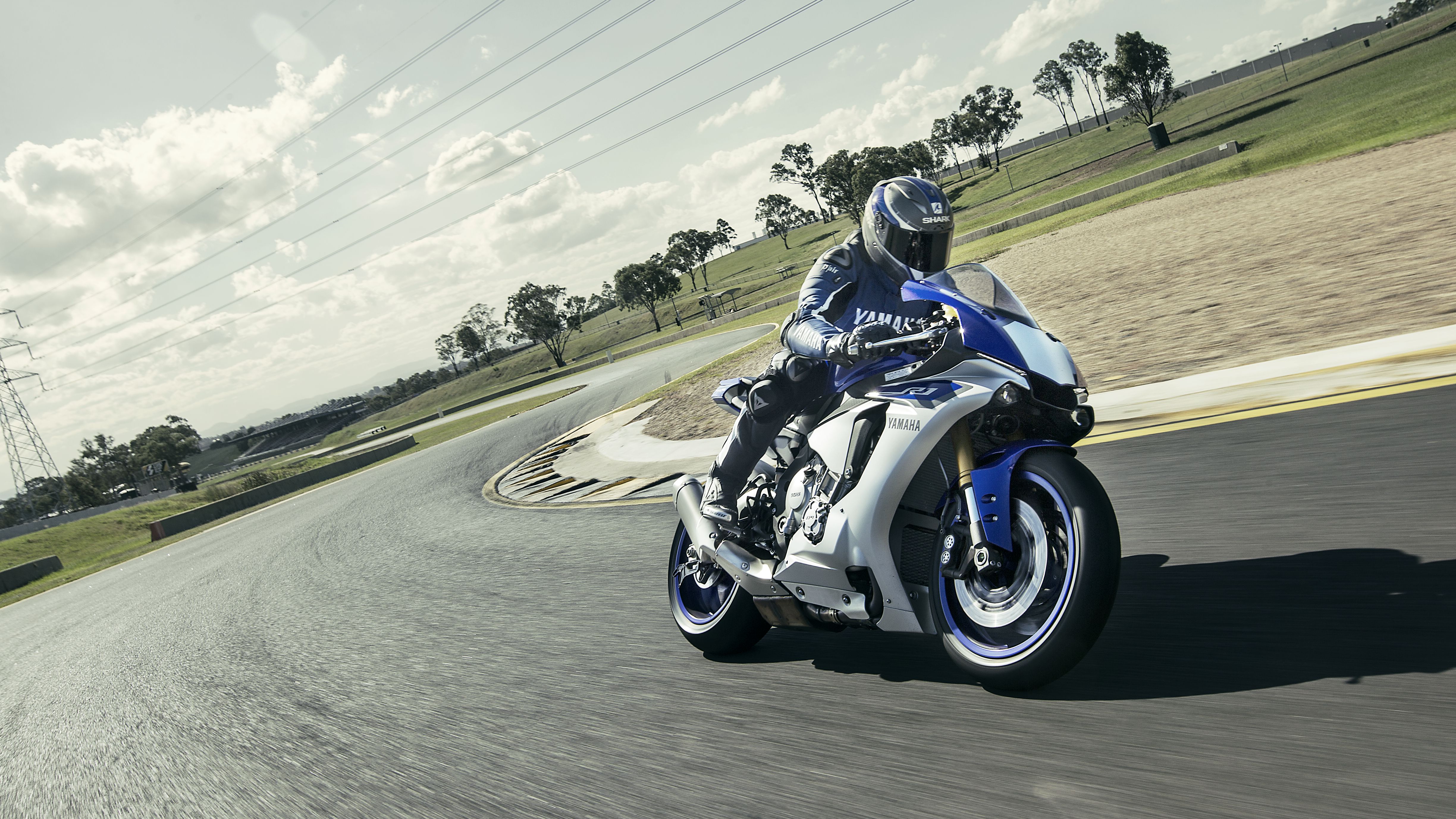 Iconic EU products - 2015 R1 - Yamaha Motor