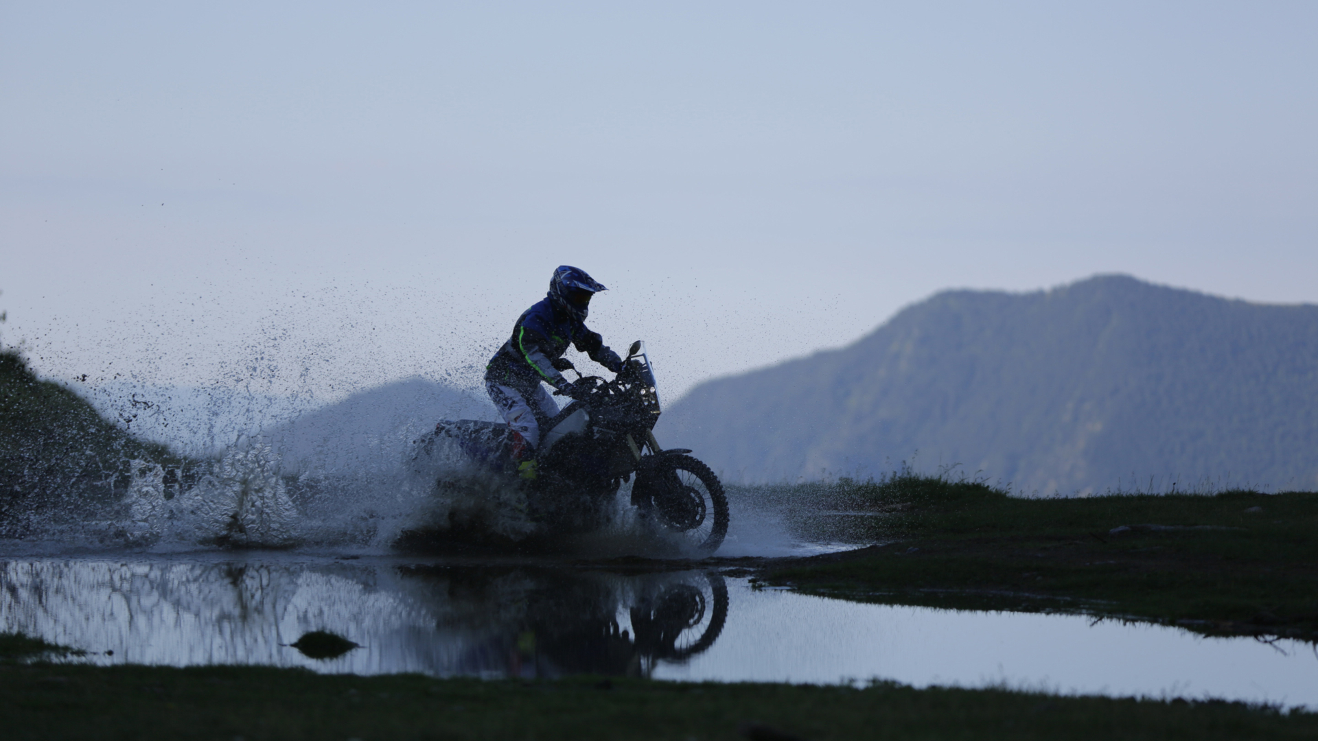 Next Horizon: The World | Dirt Bike Experience - Yamaha Motor