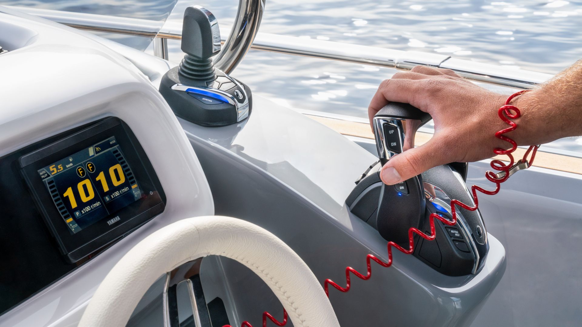 Helm Master EX - Autopilot Course Hold - Yamaha Motor