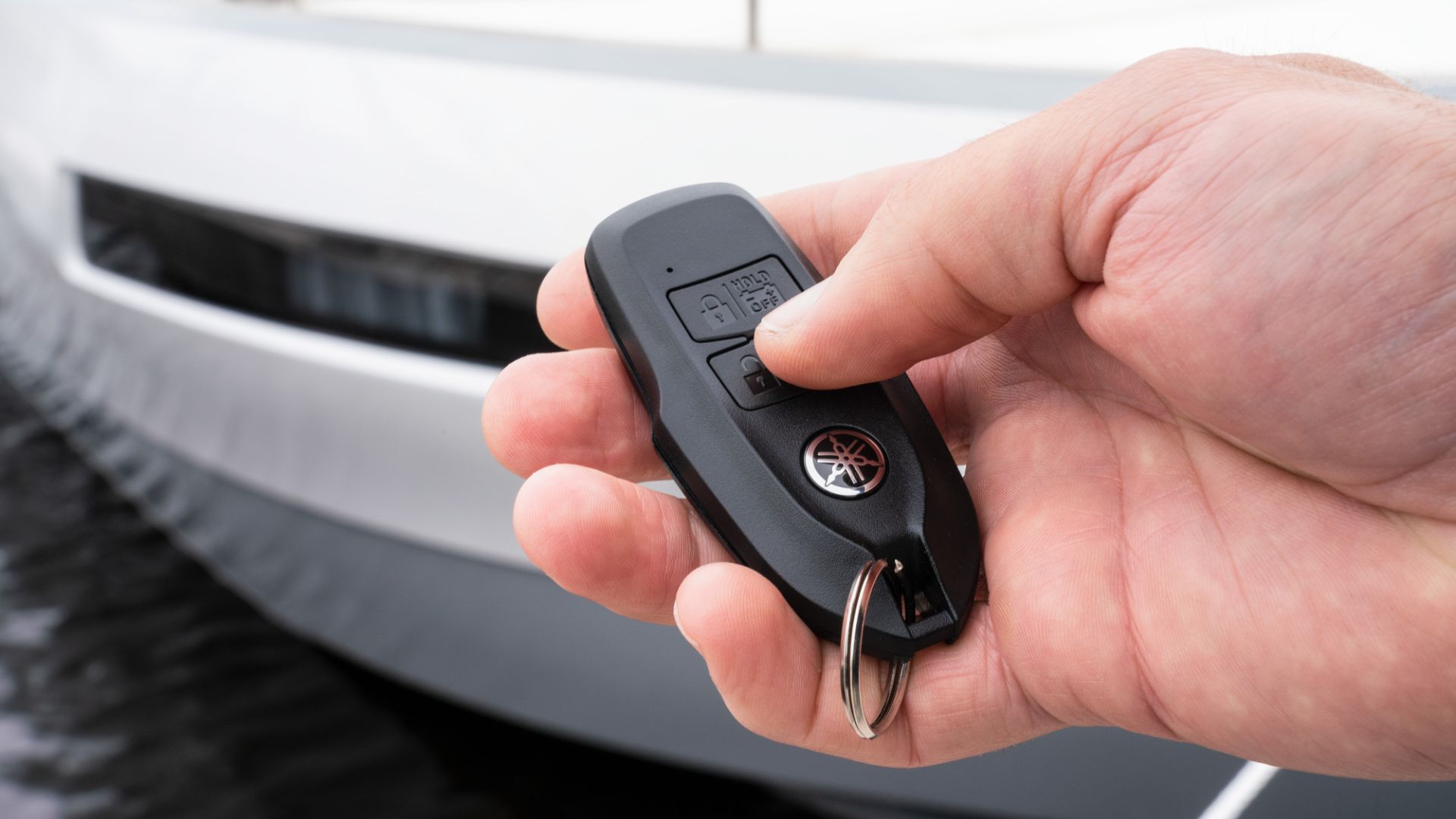 Helm Master EX - Keyless ignition - Yamaha Motor