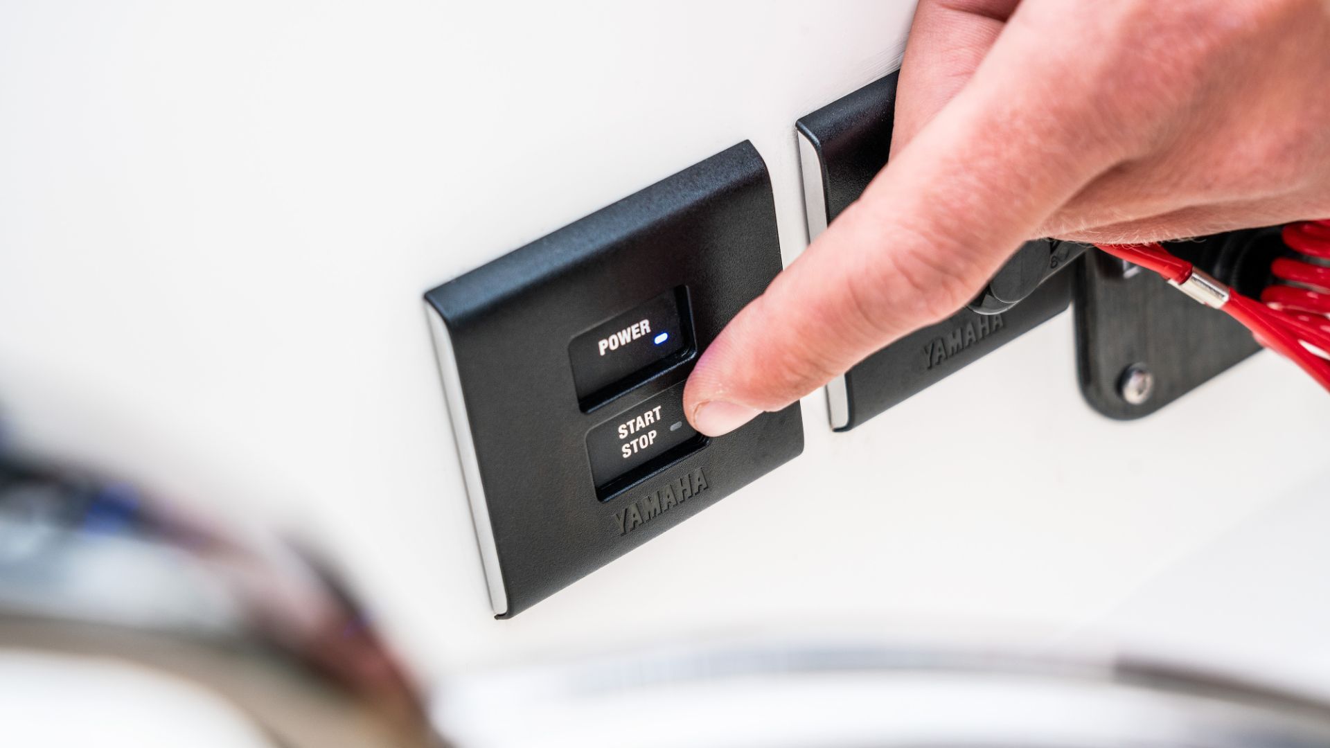 Helm Master EX - Keyless ignition - Yamaha Motor