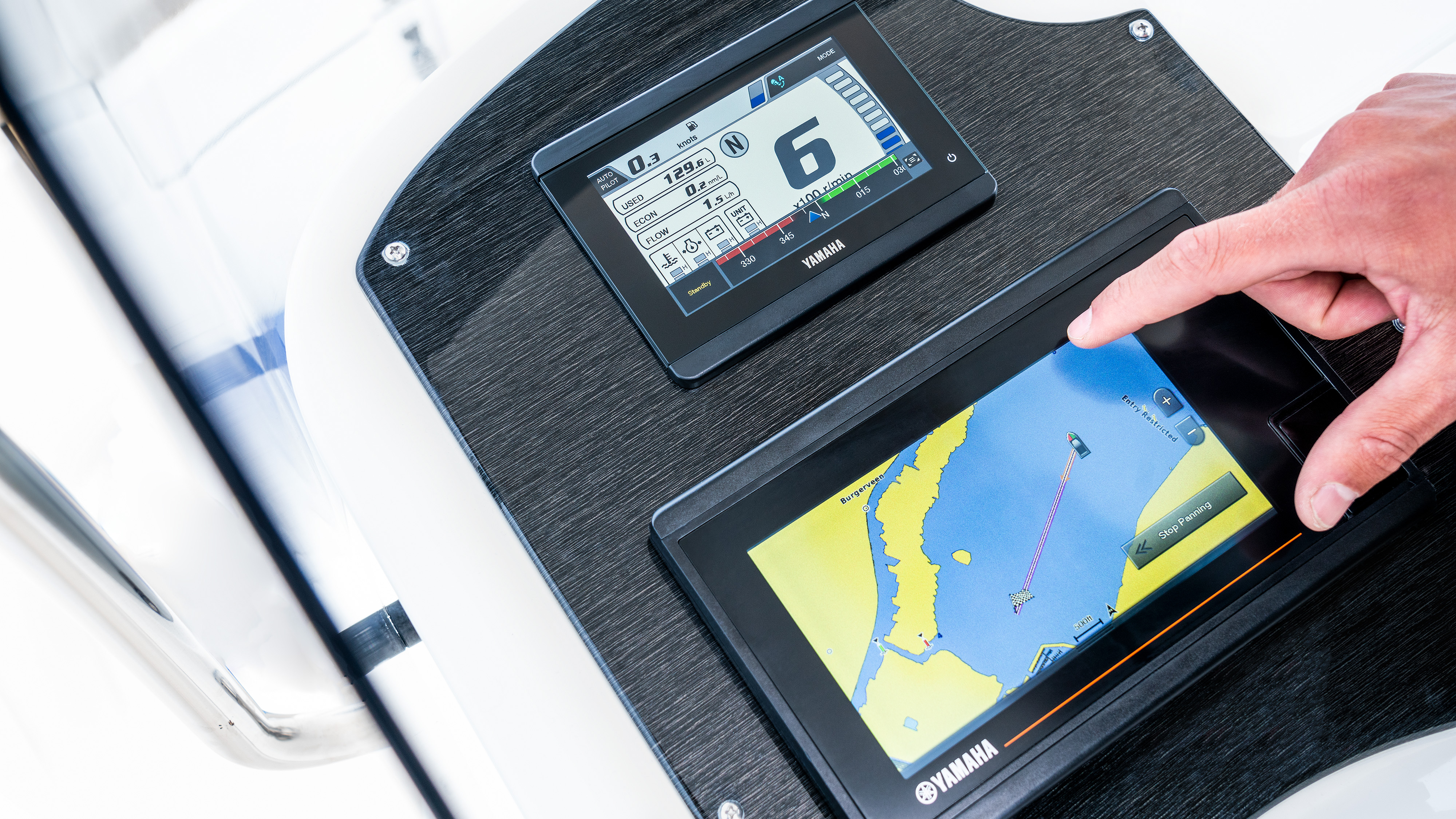 Helm Master EX | Boat Control System | Outboard Engines - Yamaha Motor