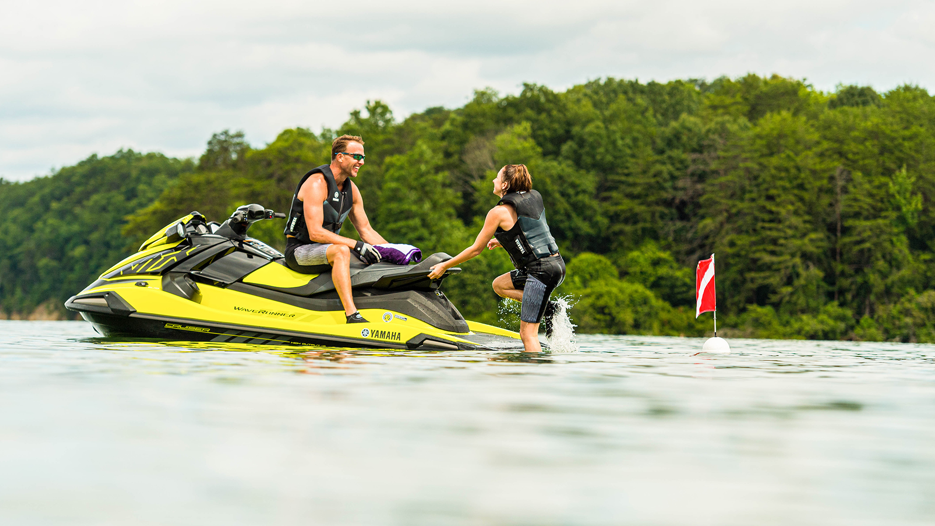 WaveRunner Riding Etiquette - Yamaha Motor