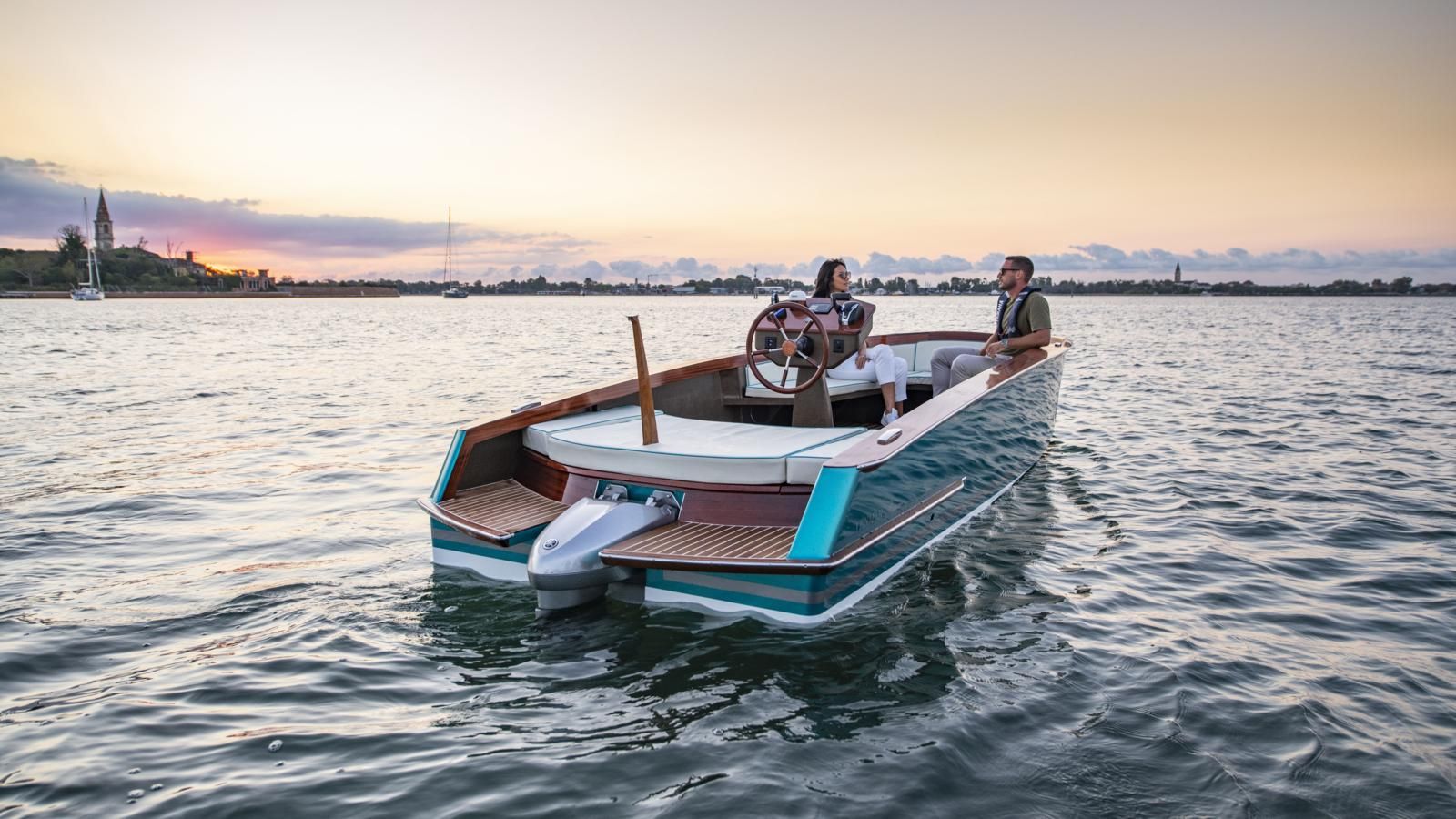 Yamaha HARMO 1.0 | Electric Boat Propulsion System | Outboard Engine ...