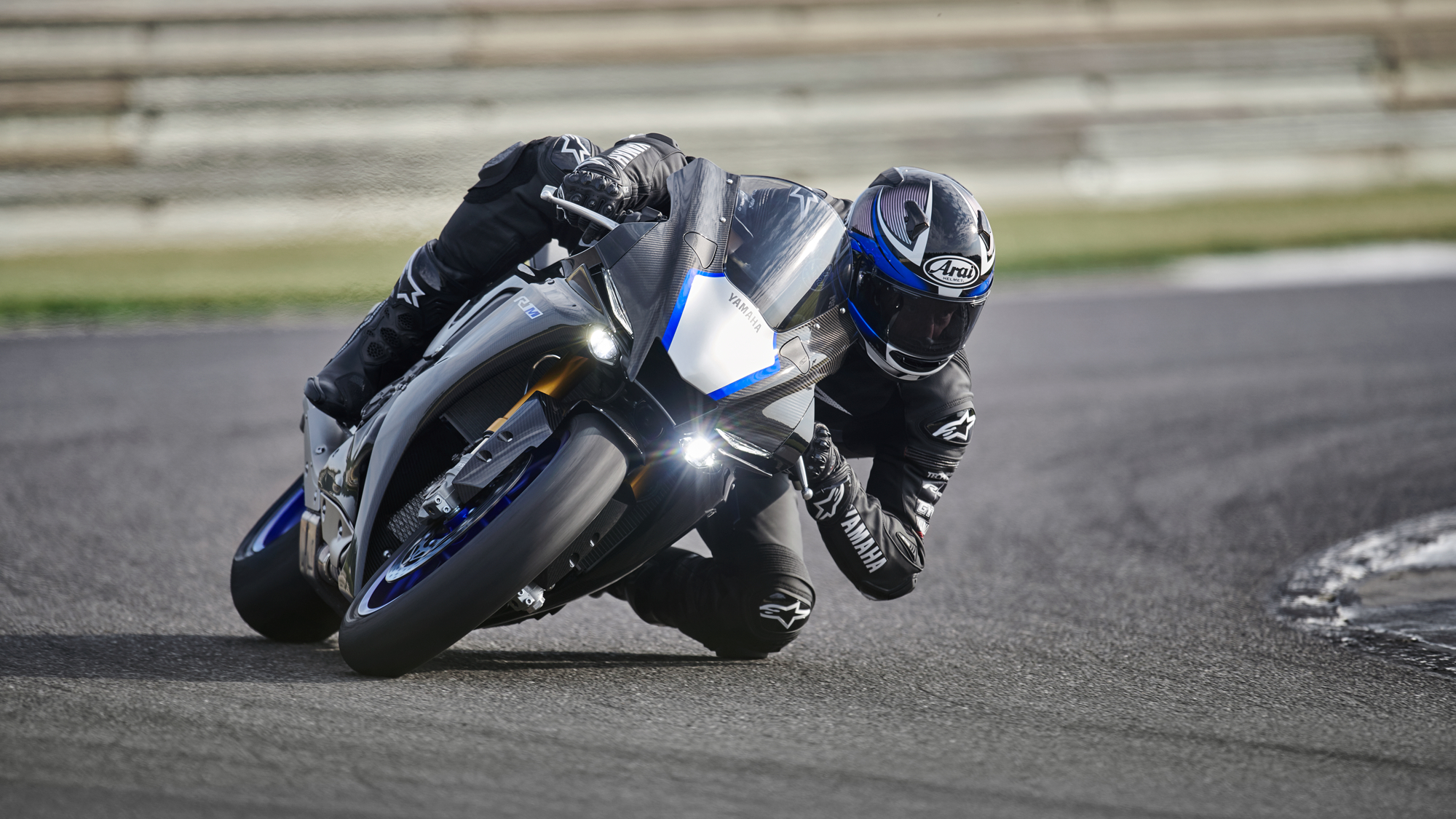 Yamaha YZF-R1M: Reservation System - Yamaha Motor