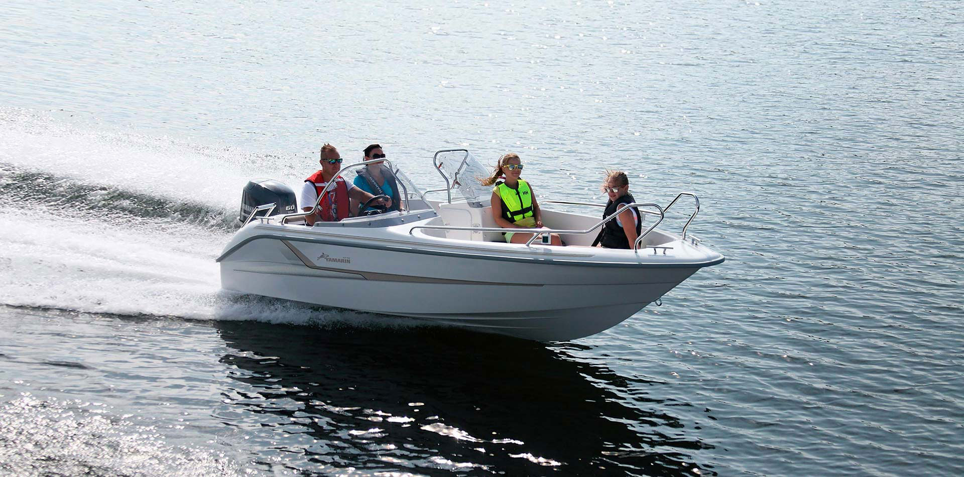 Console boats - Yamaha Motor
