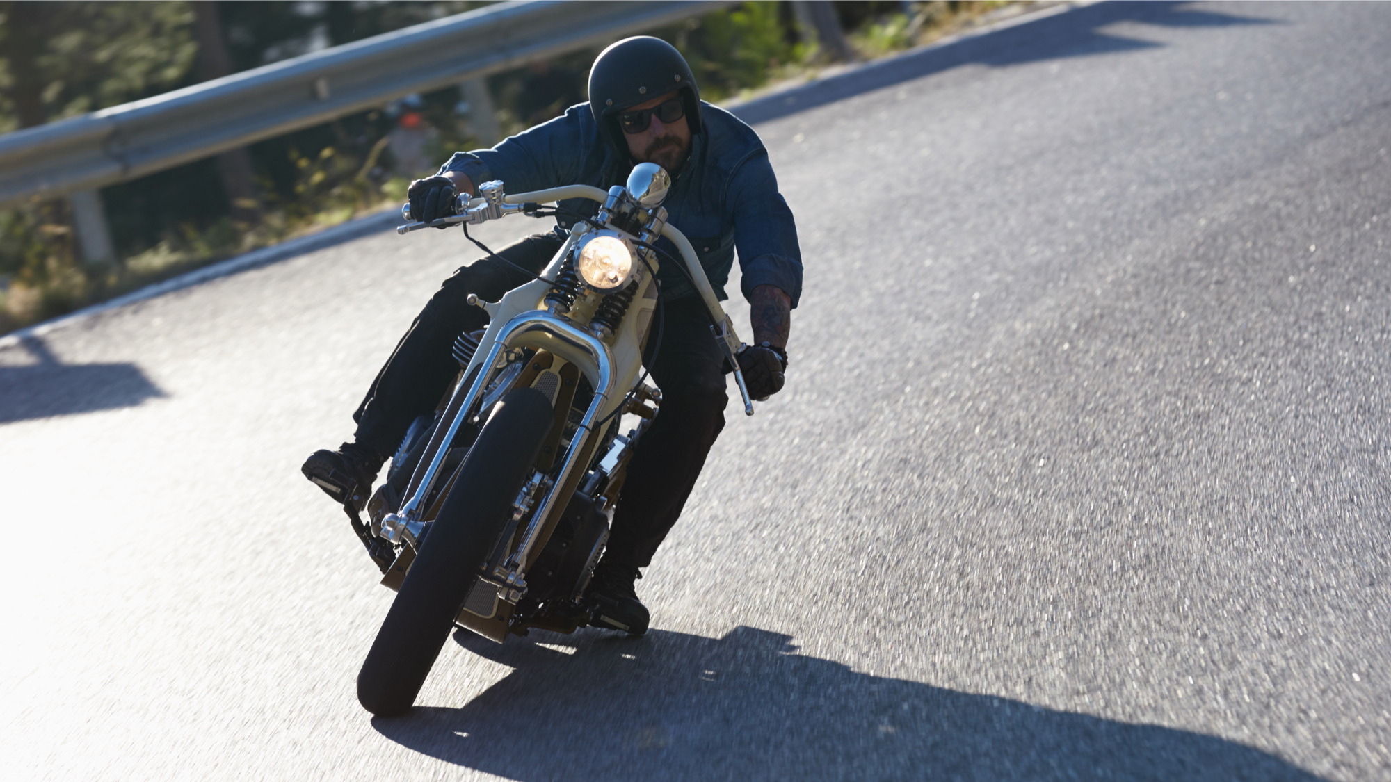 Yard Built XV950 ‘Playa del Rey’ by Matt Black Custom Designs - Yamaha Motor