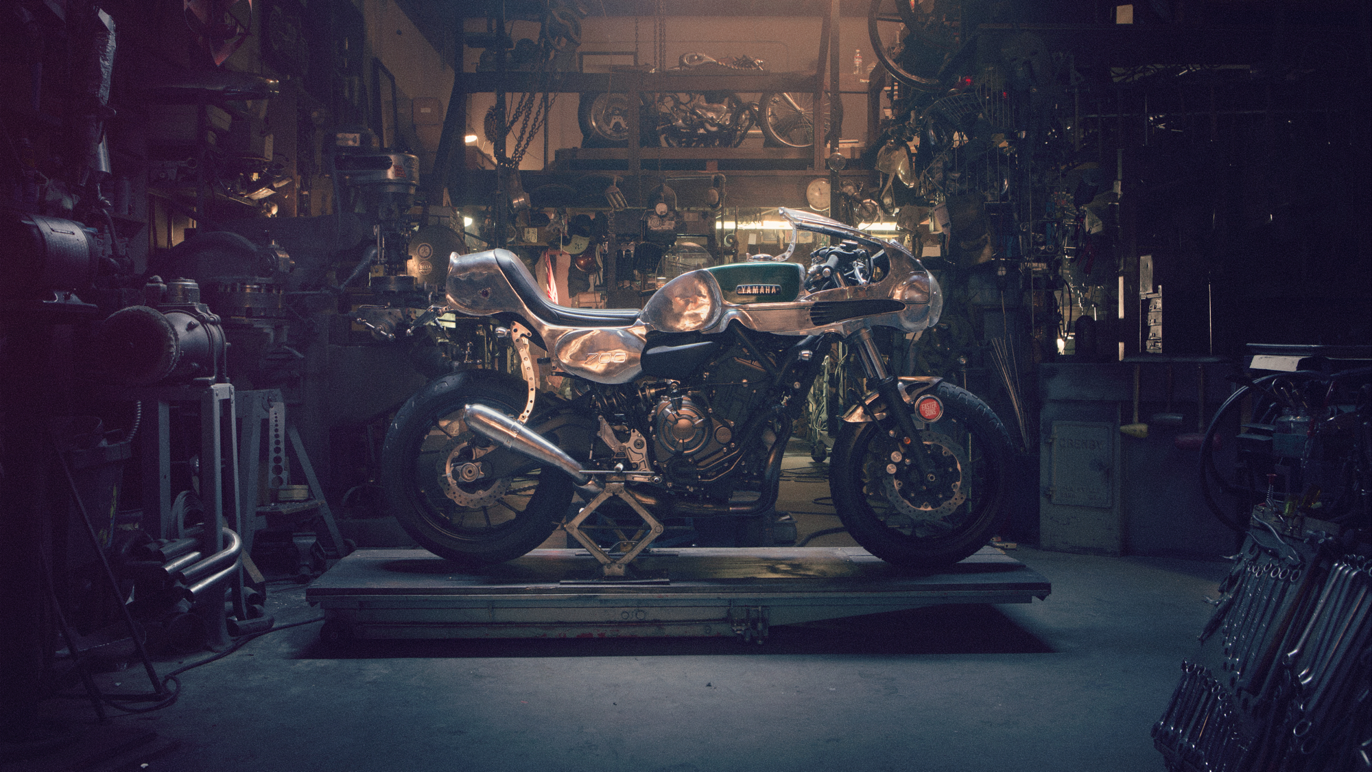 Yard Built ‘Faster Son’ by Shinya Kimura - Yamaha Motor
