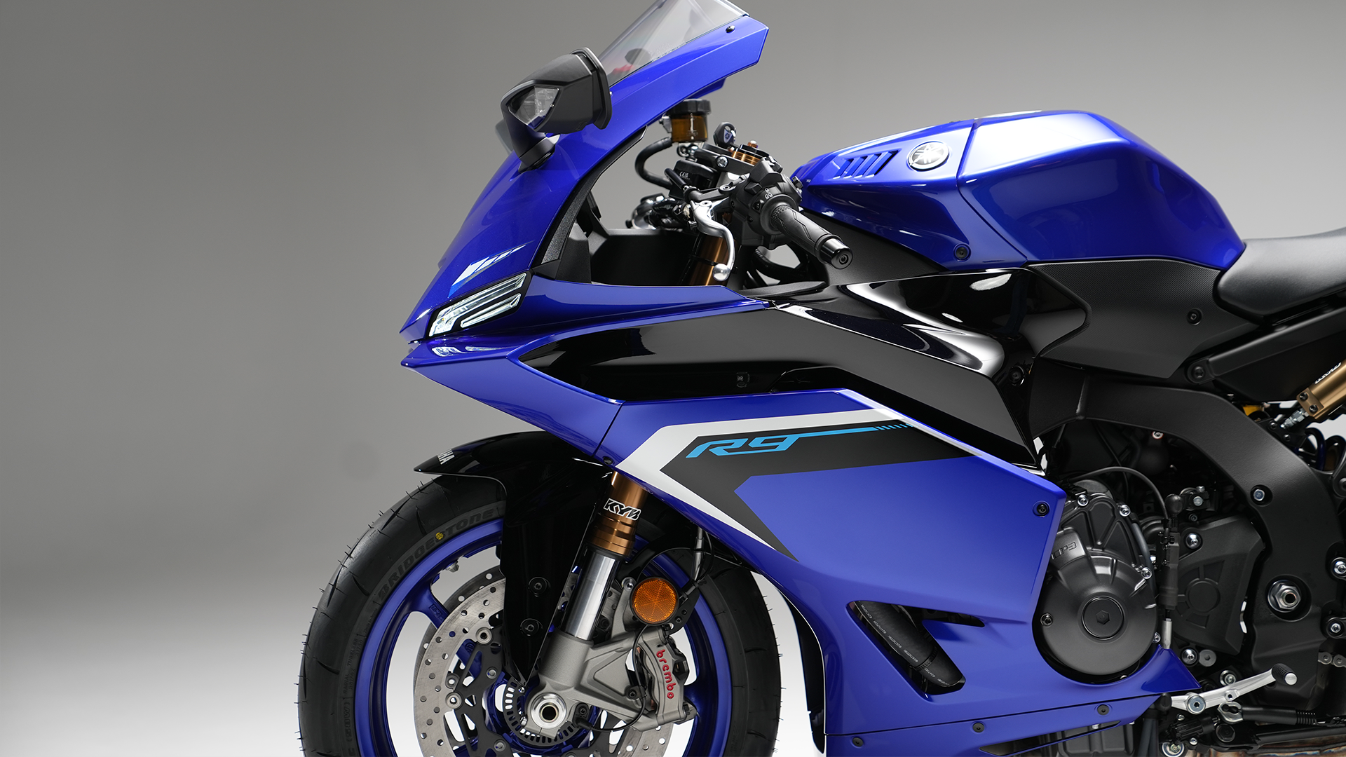 R9 - Yamaha Motor