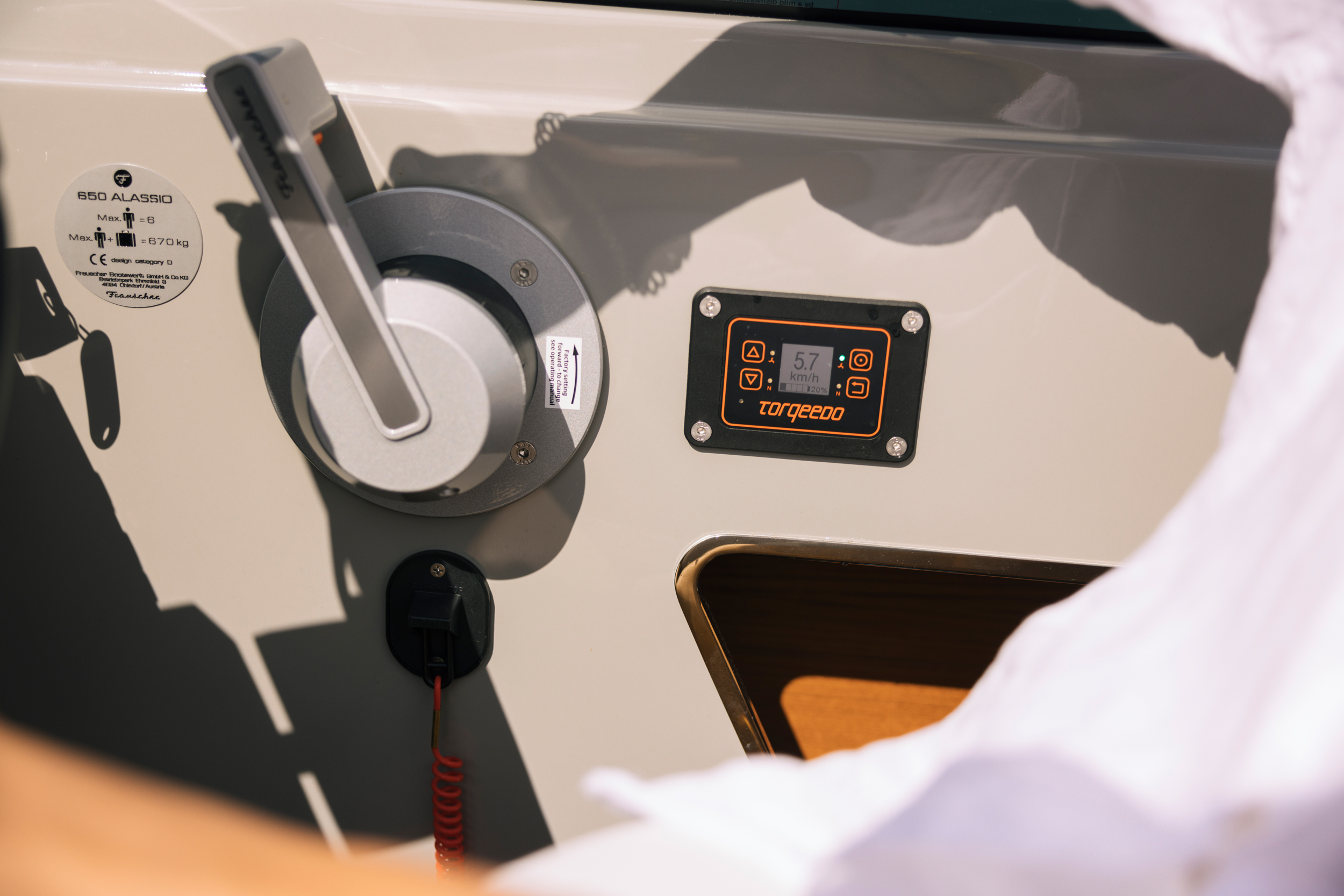 Torqeedo Outboard Motors & Marine Engines | Electric Boat Motors ...