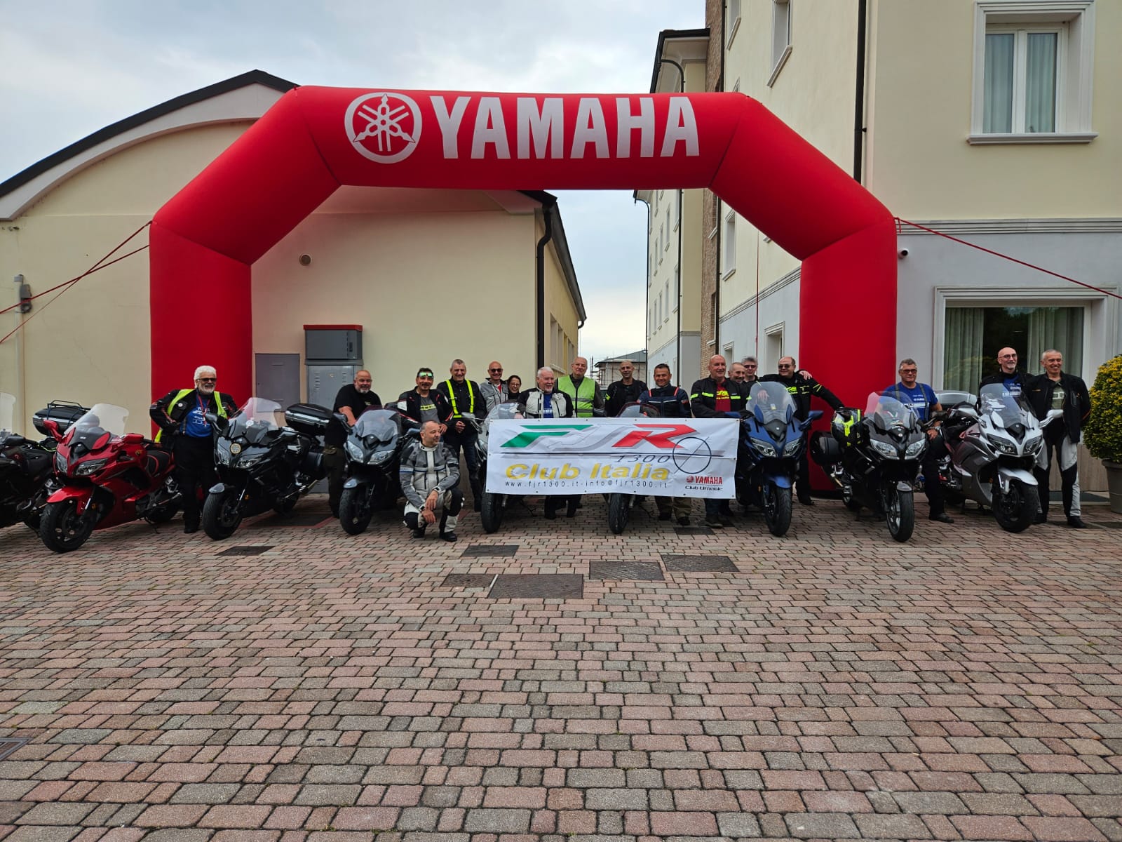 FJR1300 Club Italia - Club Ufficiali - Yamaha Motor