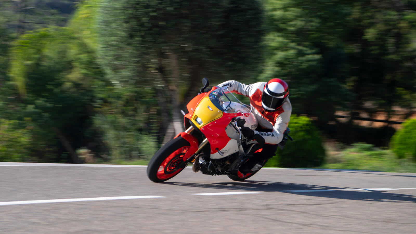 XSR700 - Motorcycles - Yamaha Motor