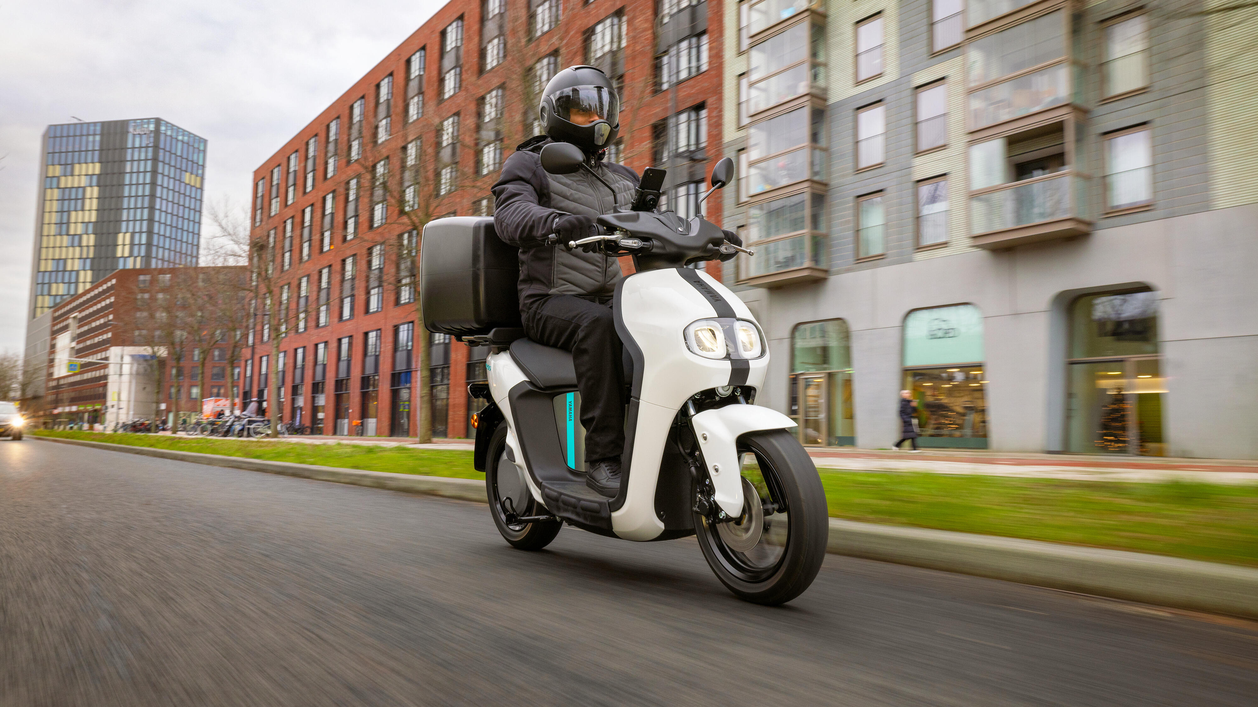 NEO's Delivery - Yamaha Motor