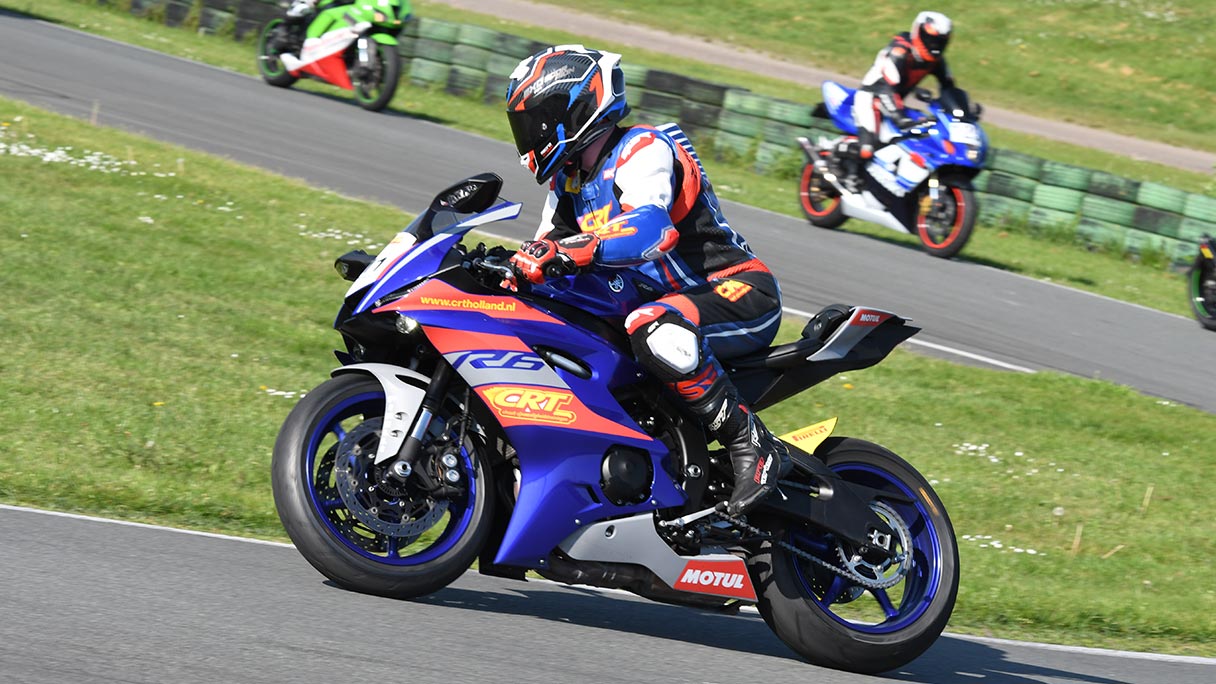 R3 - Motorräder - Yamaha Motor