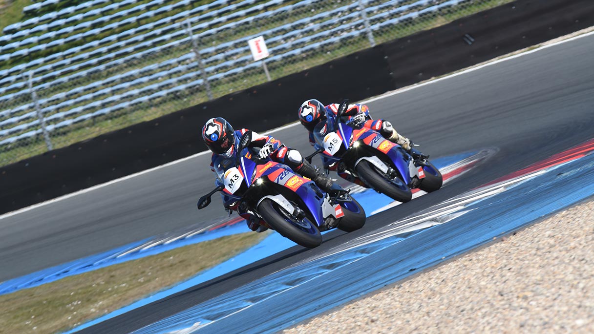 R1 RACE - Motorräder - Yamaha Motor