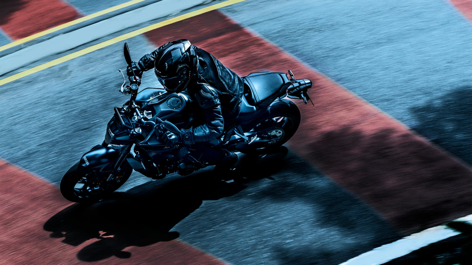 MT-09 Y-AMT: Symbiosis mit der Dunkelheit - Yamaha Motor